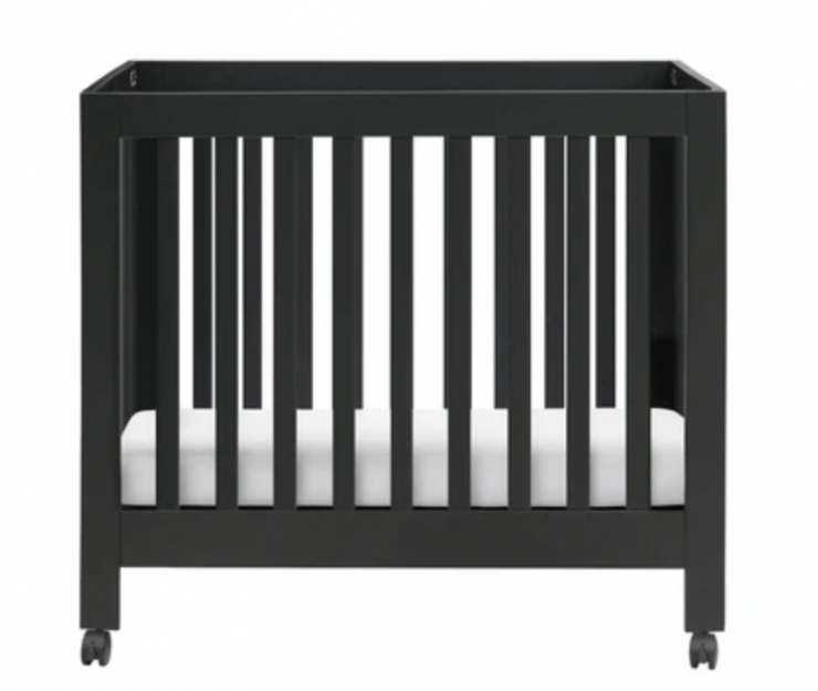 The Best Mini Cribs For Your Small Space Nursery | Raise Magazine