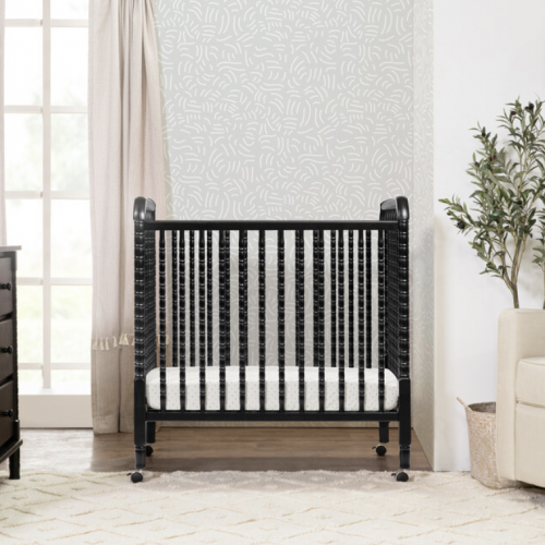 The Best Mini Cribs For Your Small Space Nursery | Raise Magazine